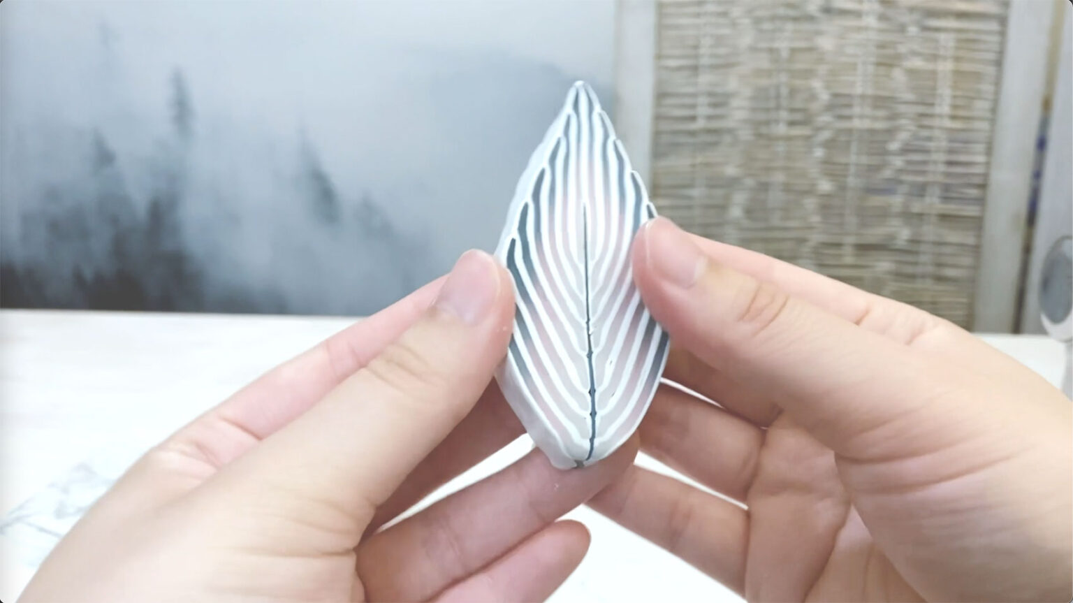 Easy Peasy Beautiful Feather Canes - Jennifoo